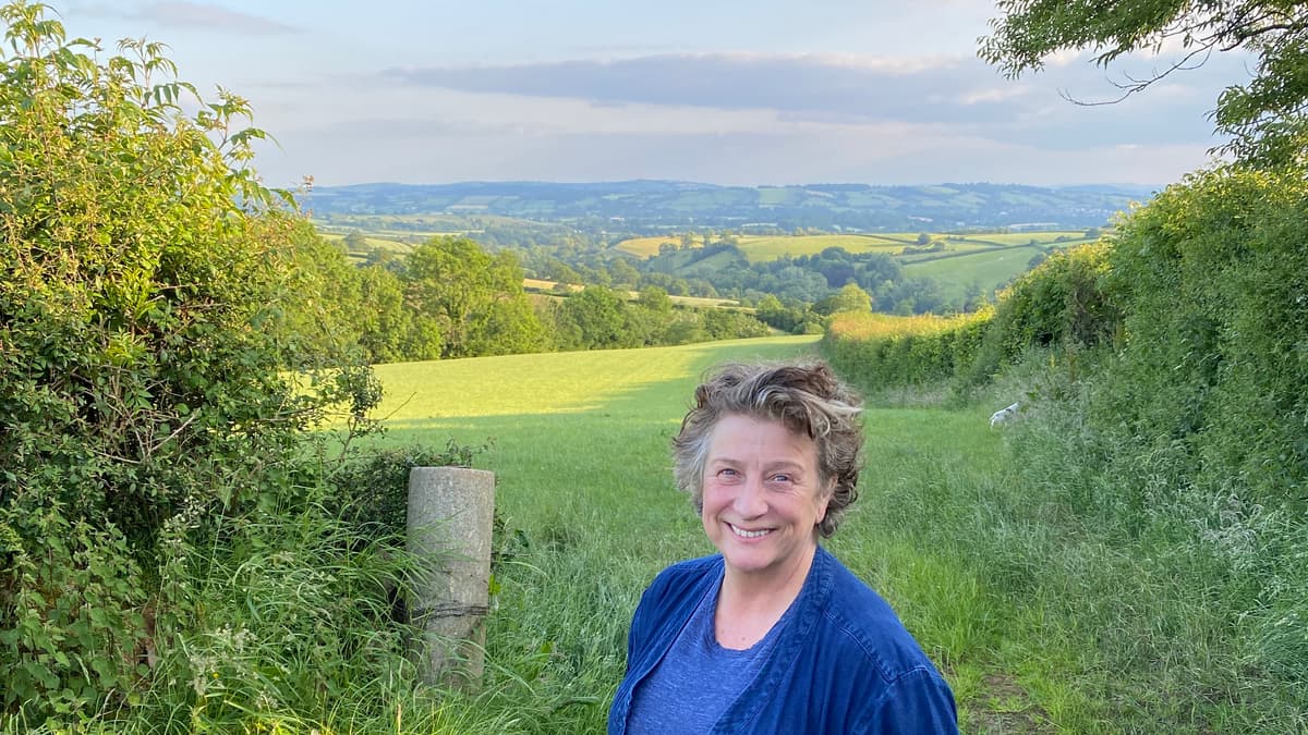 Caroline Quentin: My growing passion | southhams-today.co.uk