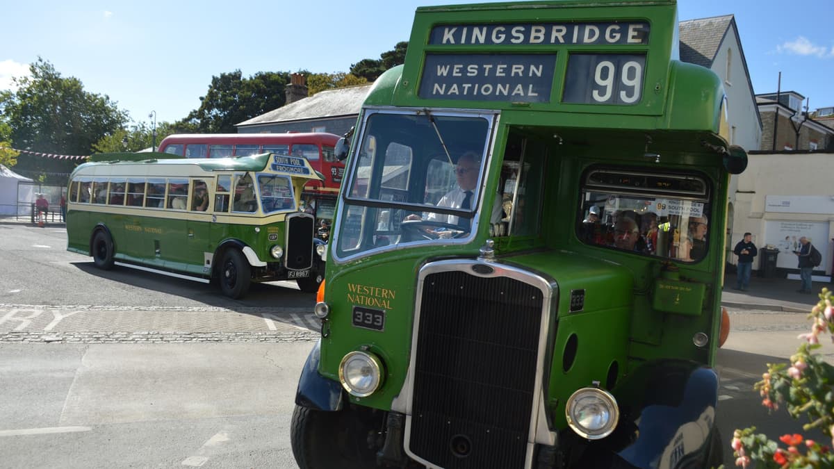 South Hams to host 17th annual Kingsbridge vintage bus day with 43 ...