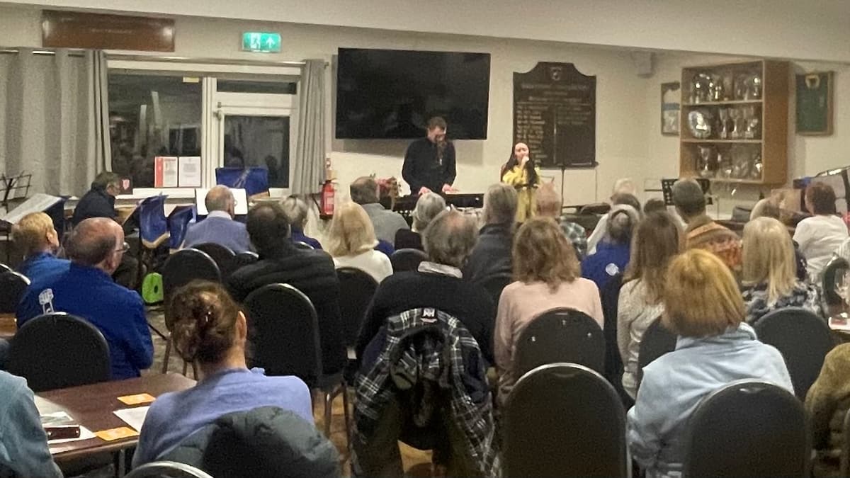 A great night of fundraising at Salcombe Rugby Club | southhams-today.co.uk