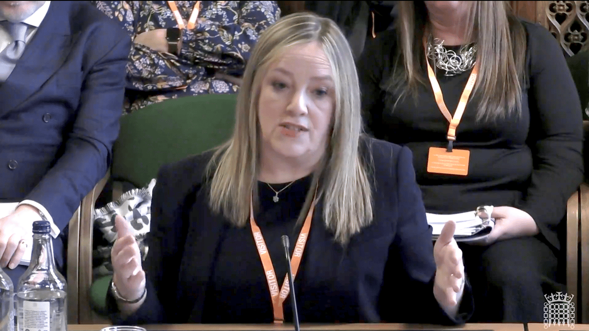 Susan Davy hauled over the coals over her handling of cryptosporidium ...