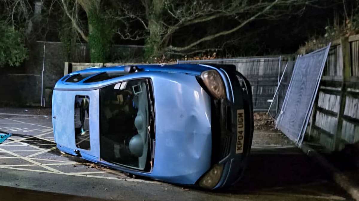 Buckfastleigh fire fighter demonstrates RTC skills | southhams-today.co.uk