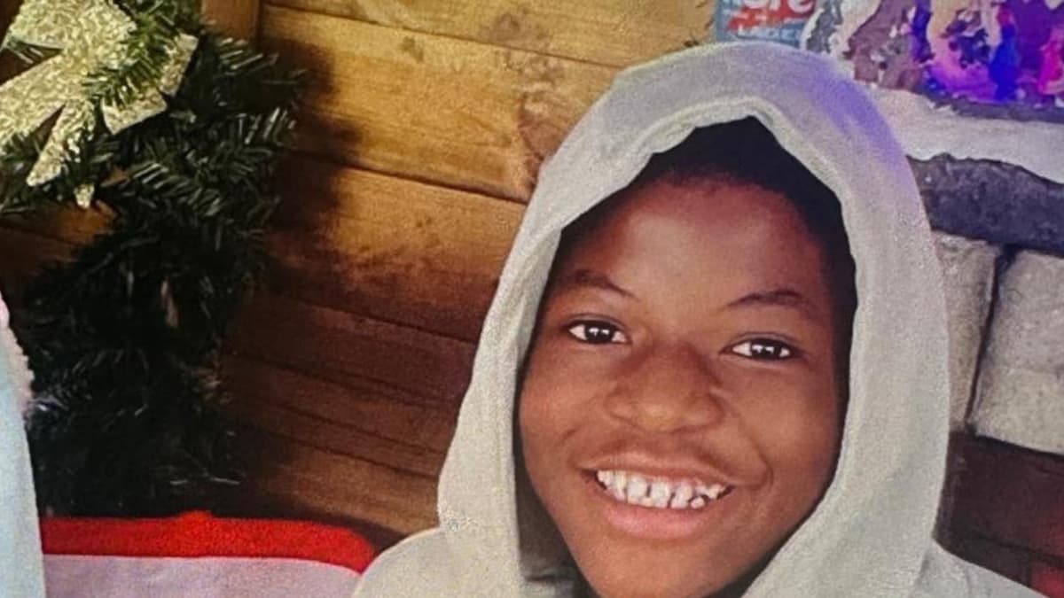 Boy, 13, dies in hospital after being pulled from canal | southhams ...