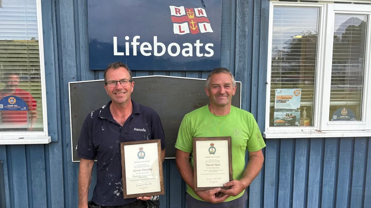 Dartmouth RNLI heroes retire from key roles | southhams-today.co.uk