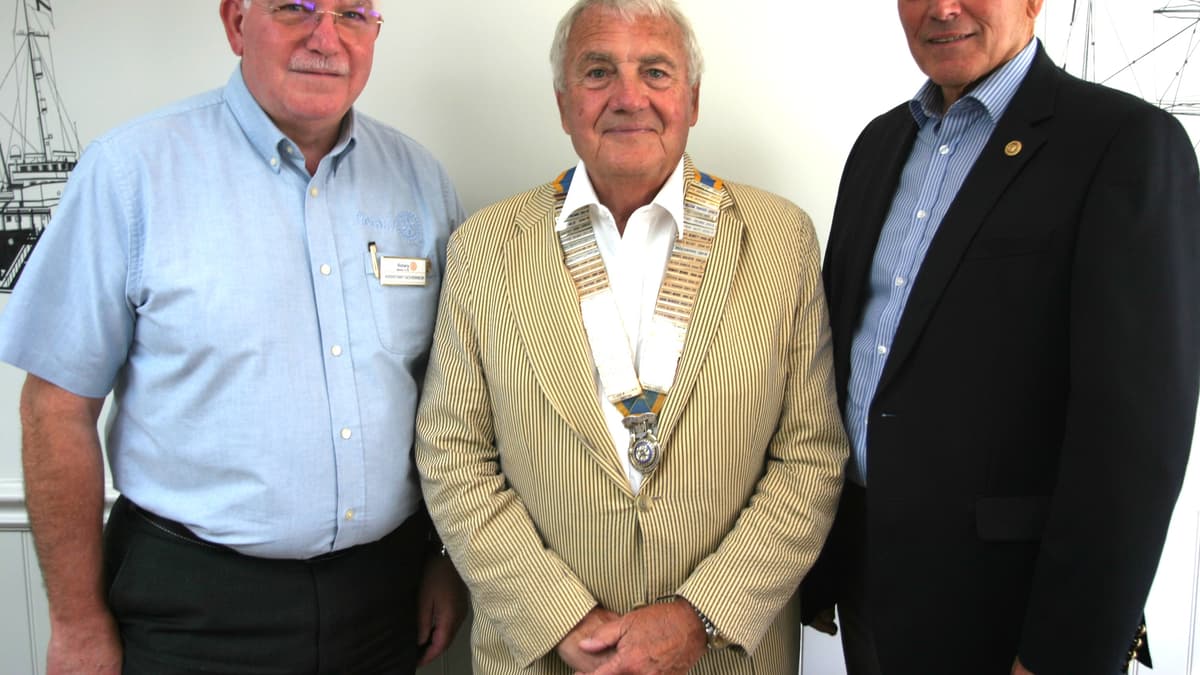 Peter Goldstraw takes helm as Dartmouth Rotary President | southhams ...