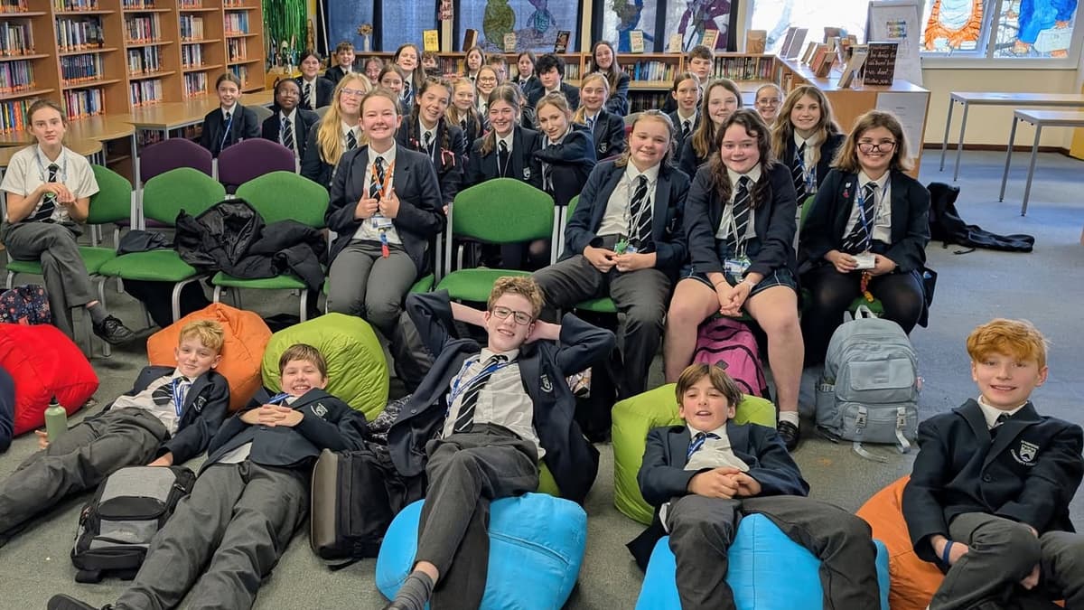 Rewarding Ivybridge Community College's top readers | southhams-today.co.uk