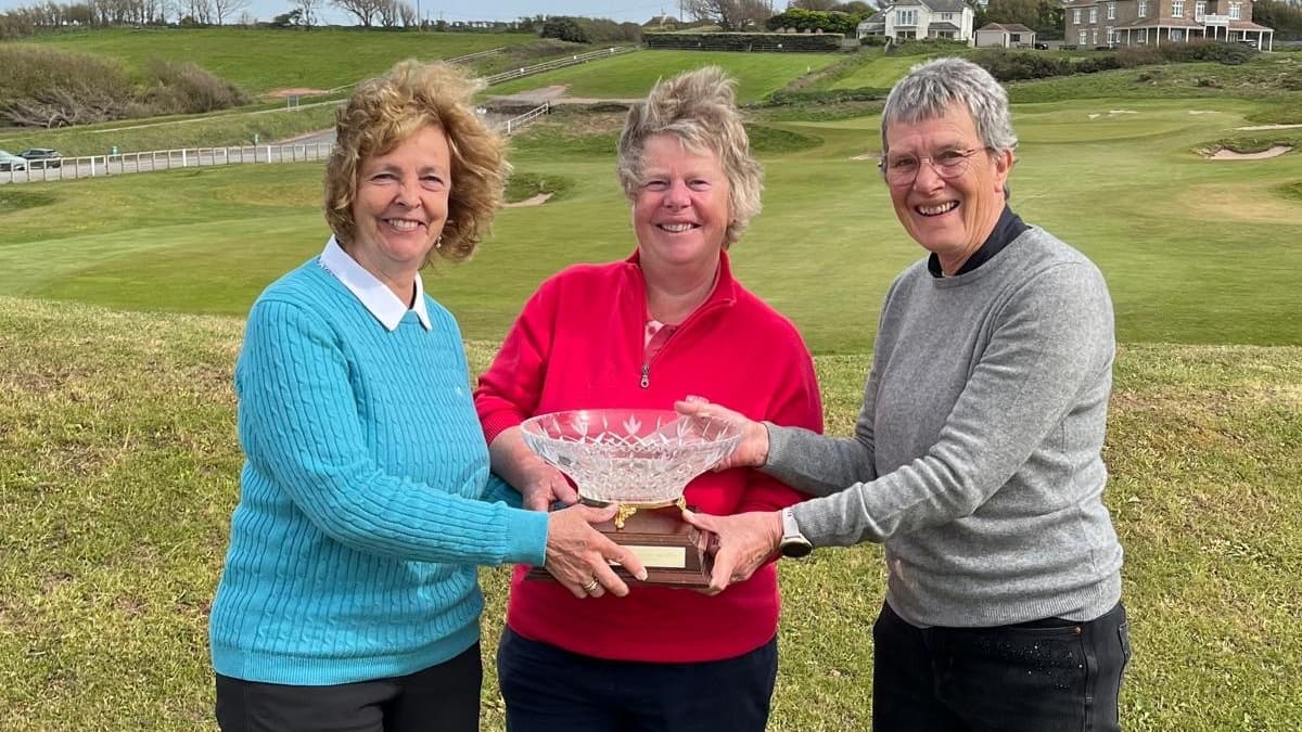 Thurlestone’s Pam and Heather were the pair to beat | southhams-today.co.uk